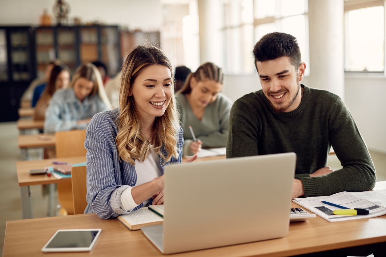 From static to dynamic: how a Moodle plugin makes tutorials more ...